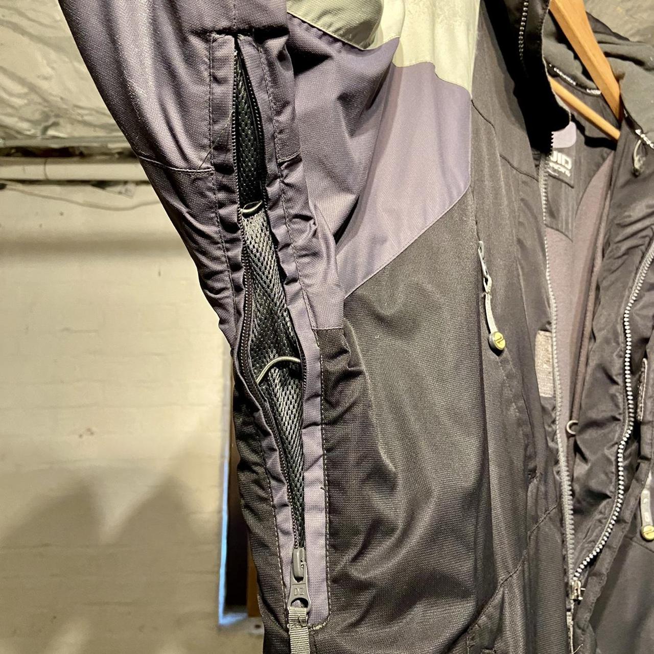 Liquid Snowboarding Mens Snowboarding/Ski Winter... - Depop