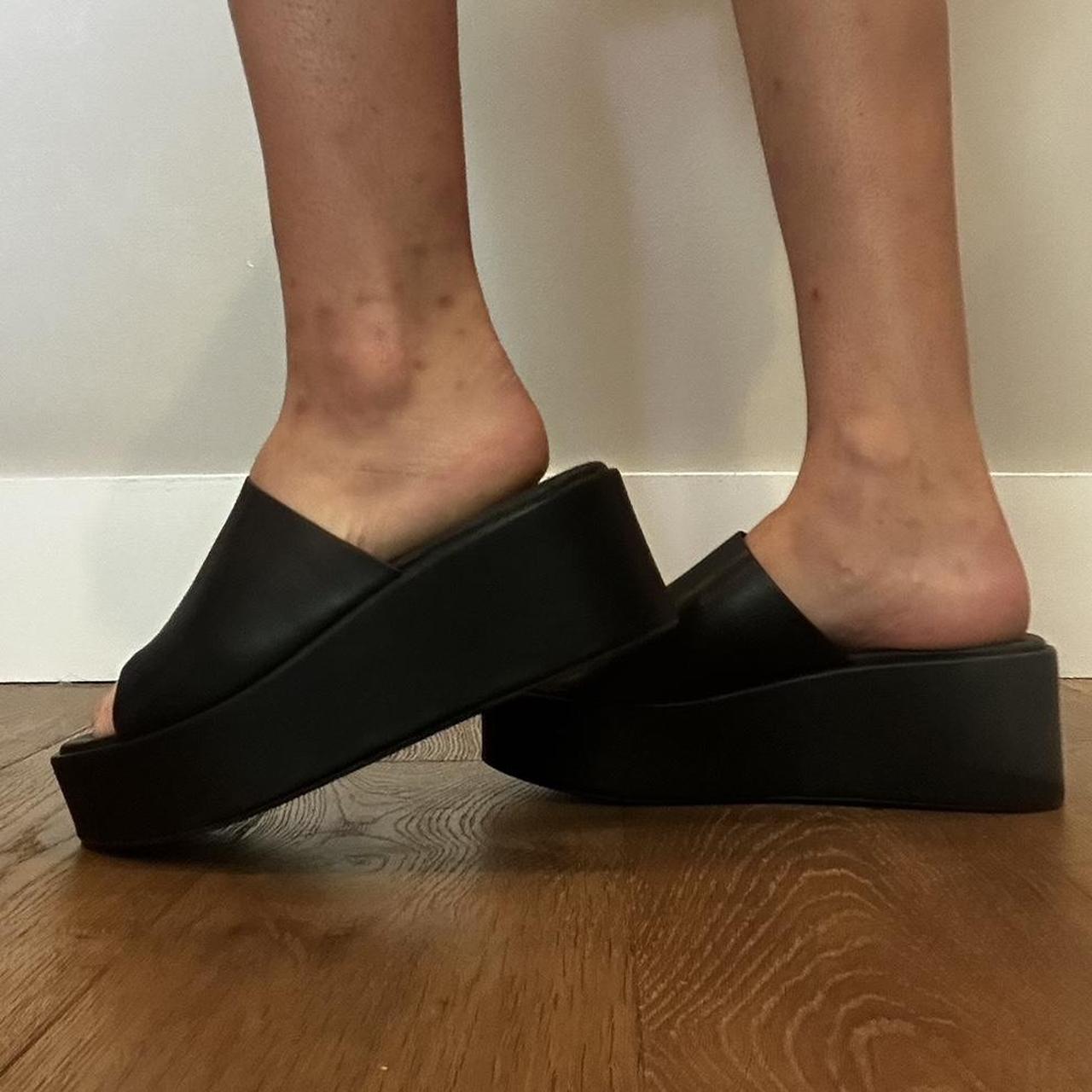 Princess Polly Black platform sandals Size 7... - Depop