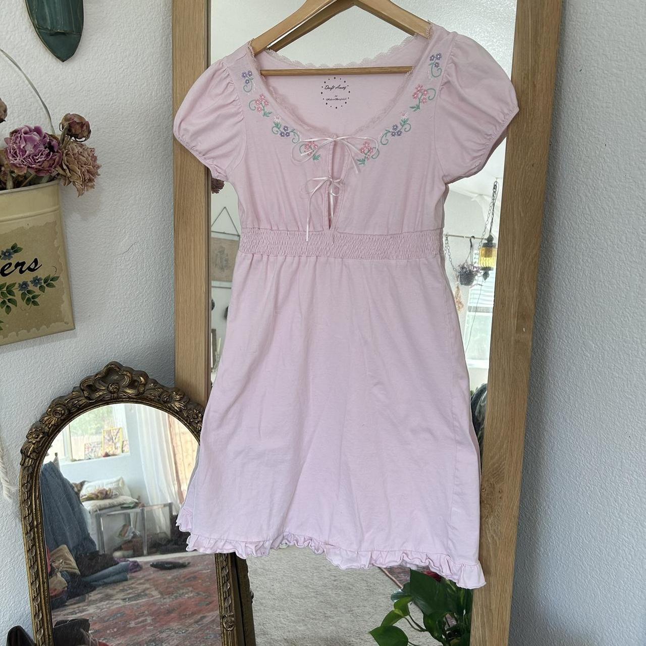 vintage cottage core pink dress - Depop