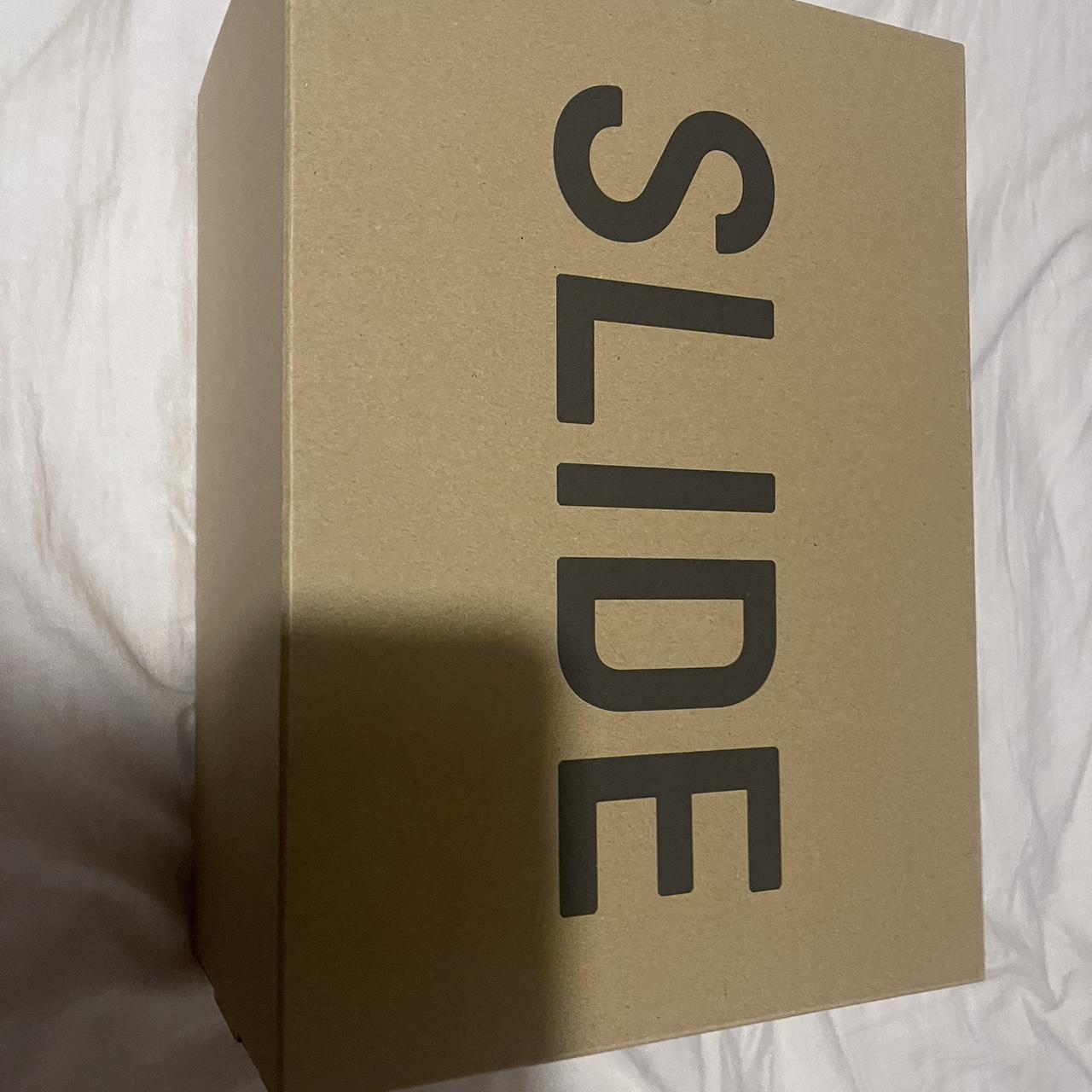 Yzy Slide Slate Grey, size UK 11 Contact : 0862065495 - Depop