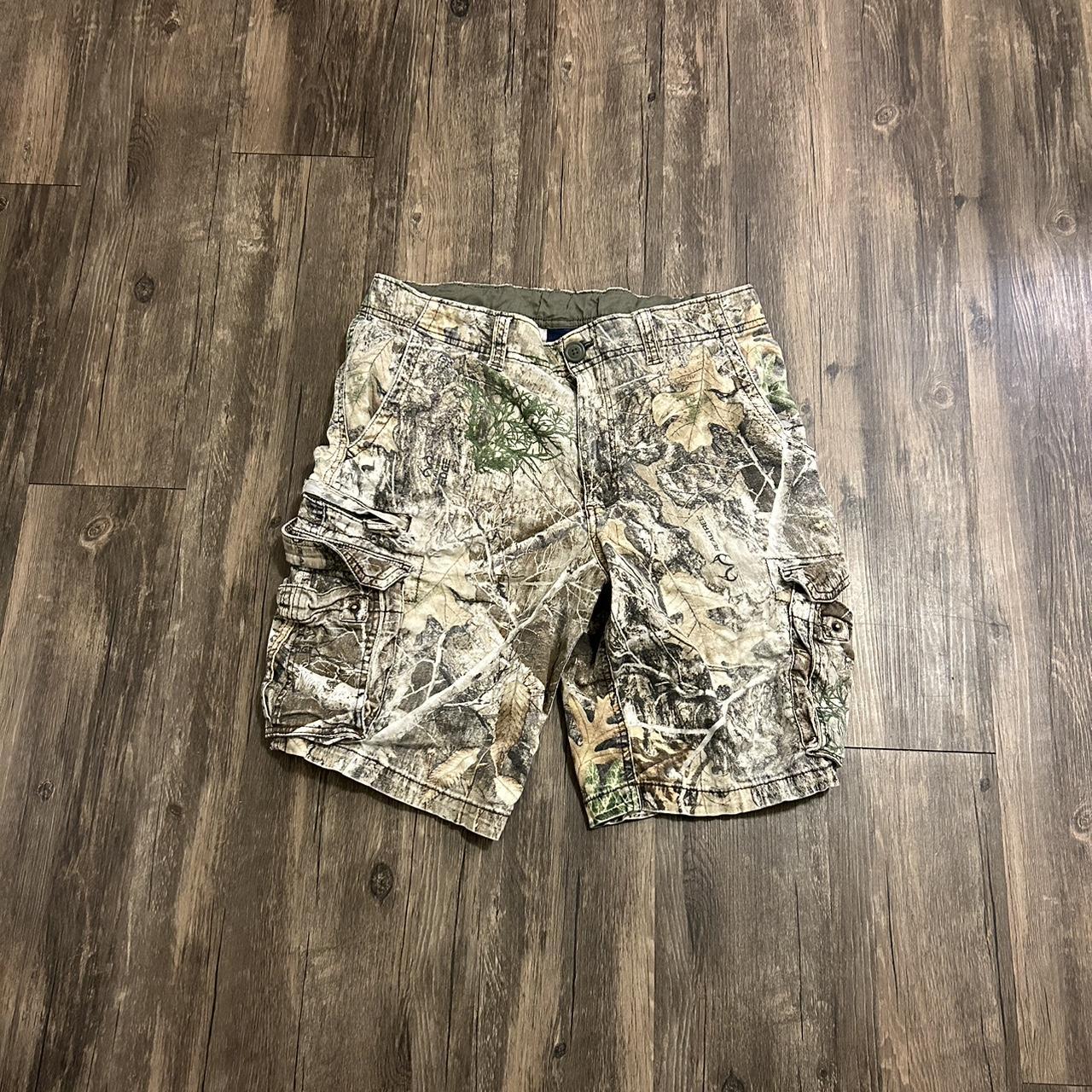 Y2K Realtree Camo Shorts Size 34 Excellent... - Depop