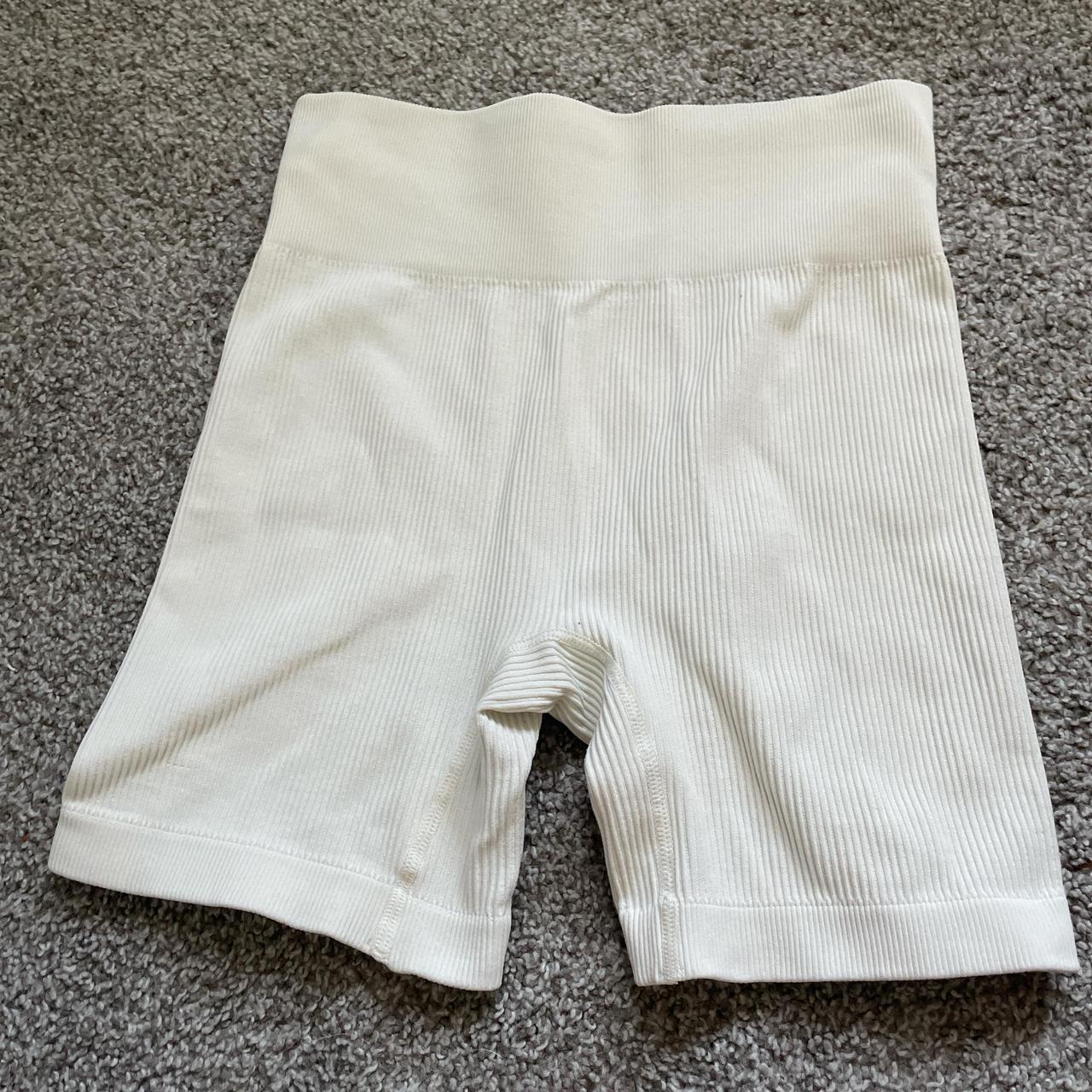 Cream/white - Depop