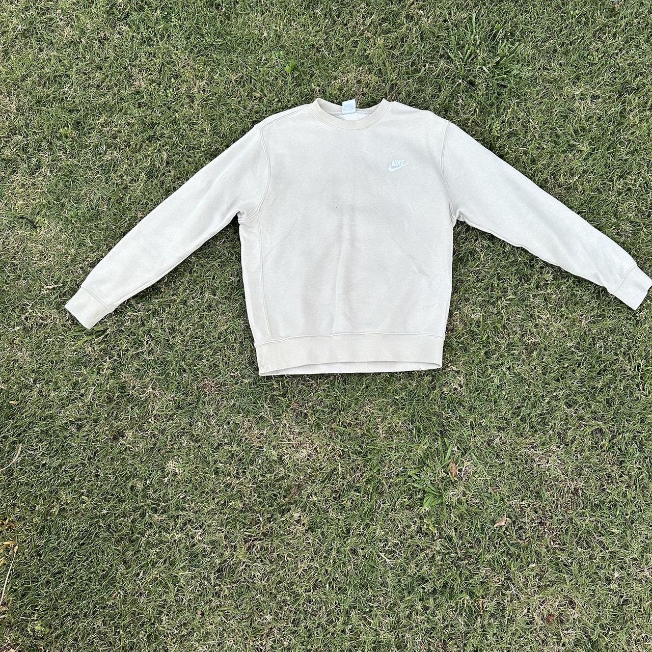 Cream Nike crewneck | Depop