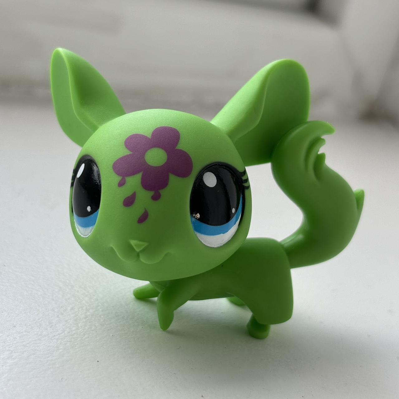 Littlest Pet Shop Chinchilla #3514 Really good... | Depop