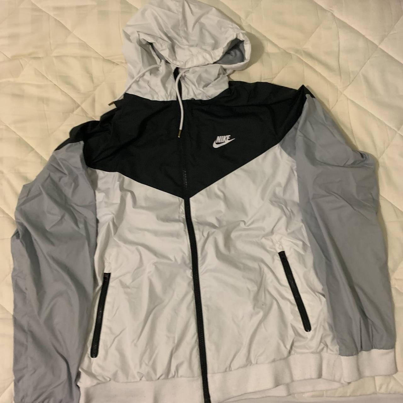 size: L nike tech windbreaker, basically a raincoat - Depop