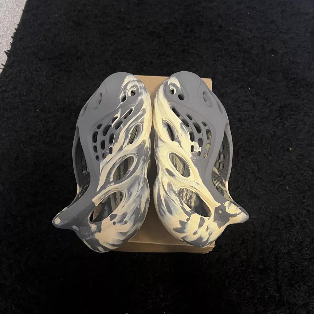 Yeezy foam runner MX Moon Grey Size 11 Never... - Depop