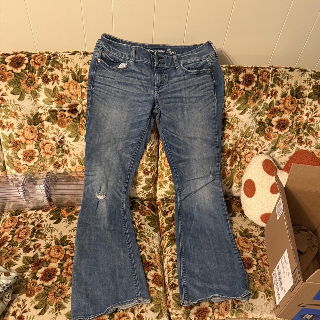 American eagle low rise jeans. These fit great, I... | Depop