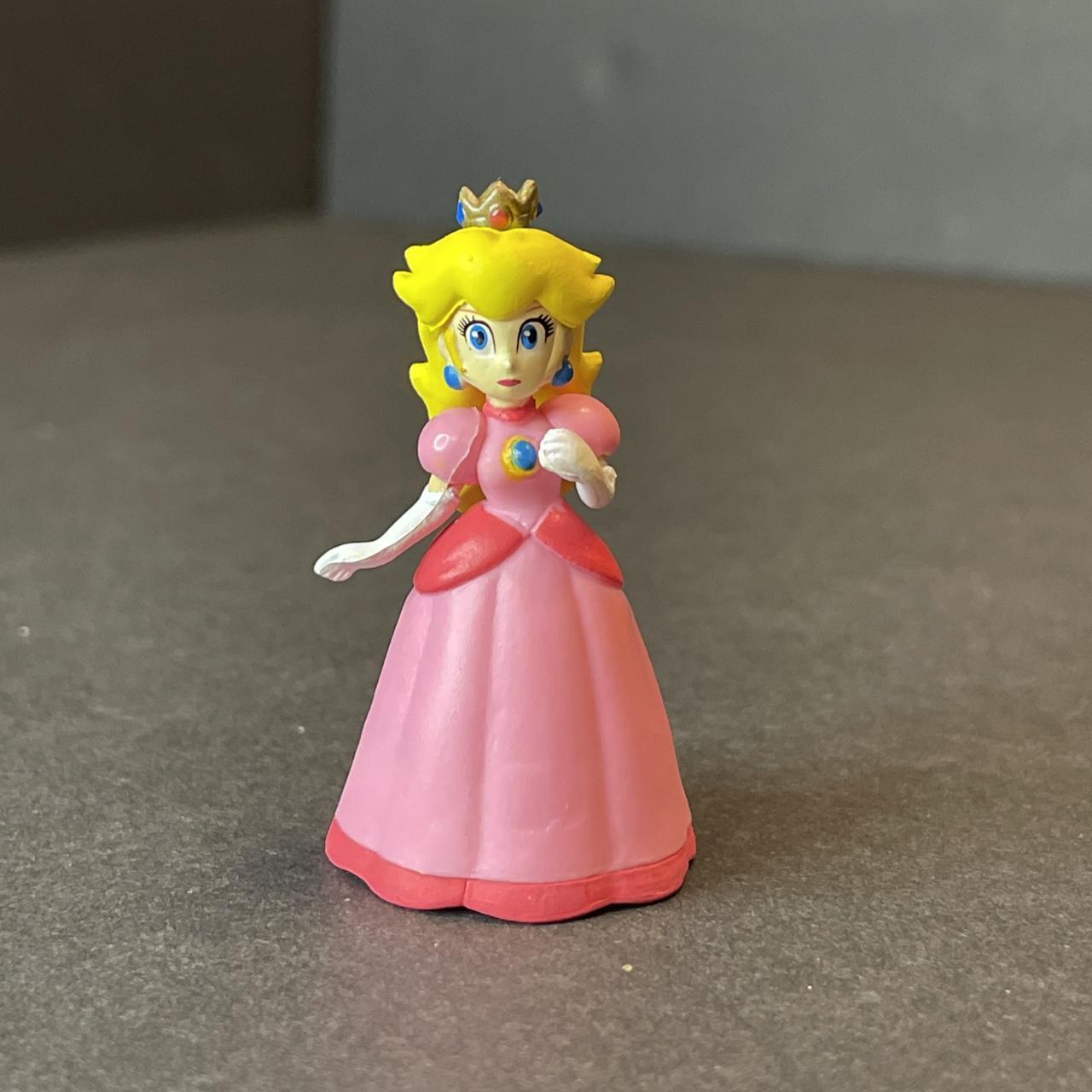 Nintendo Super Mario PRINCESS PEACH Figure Banpresto... - Depop