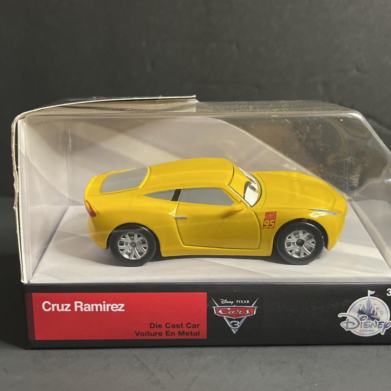 NEW SEALED DISNEY STORE CARS 3 Die Cast METAL YELLOW... | Depop