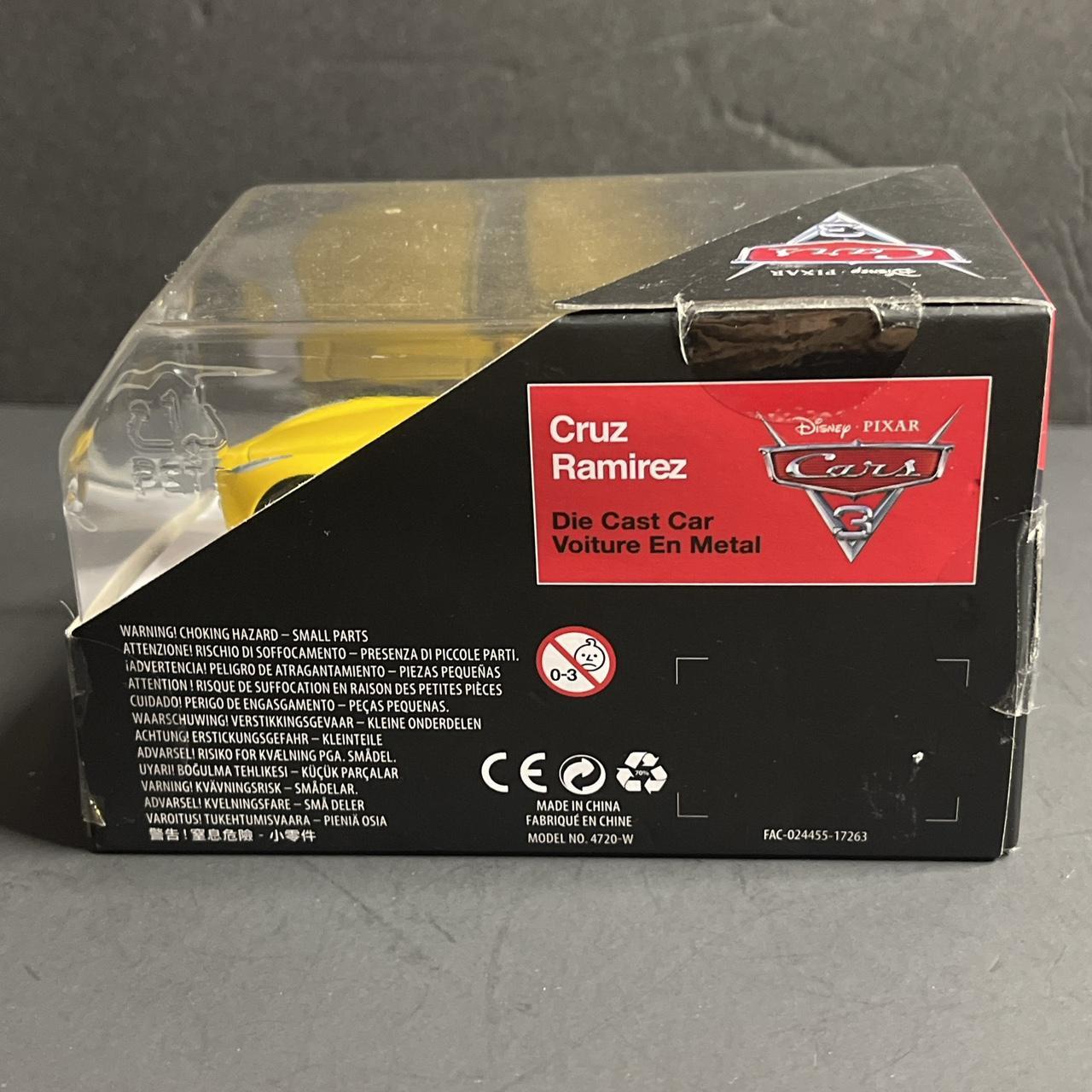 NEW SEALED DISNEY STORE CARS 3 Die Cast METAL YELLOW... | Depop