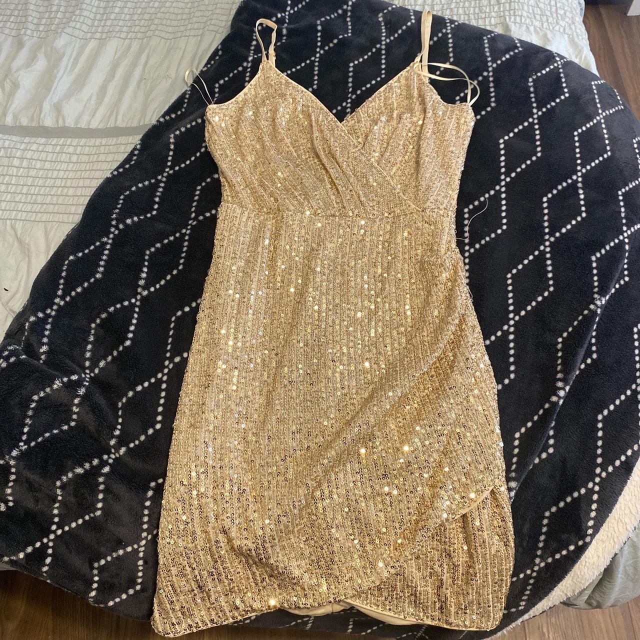 Size M sparkly gold sequin dress with a V-neck | Depop