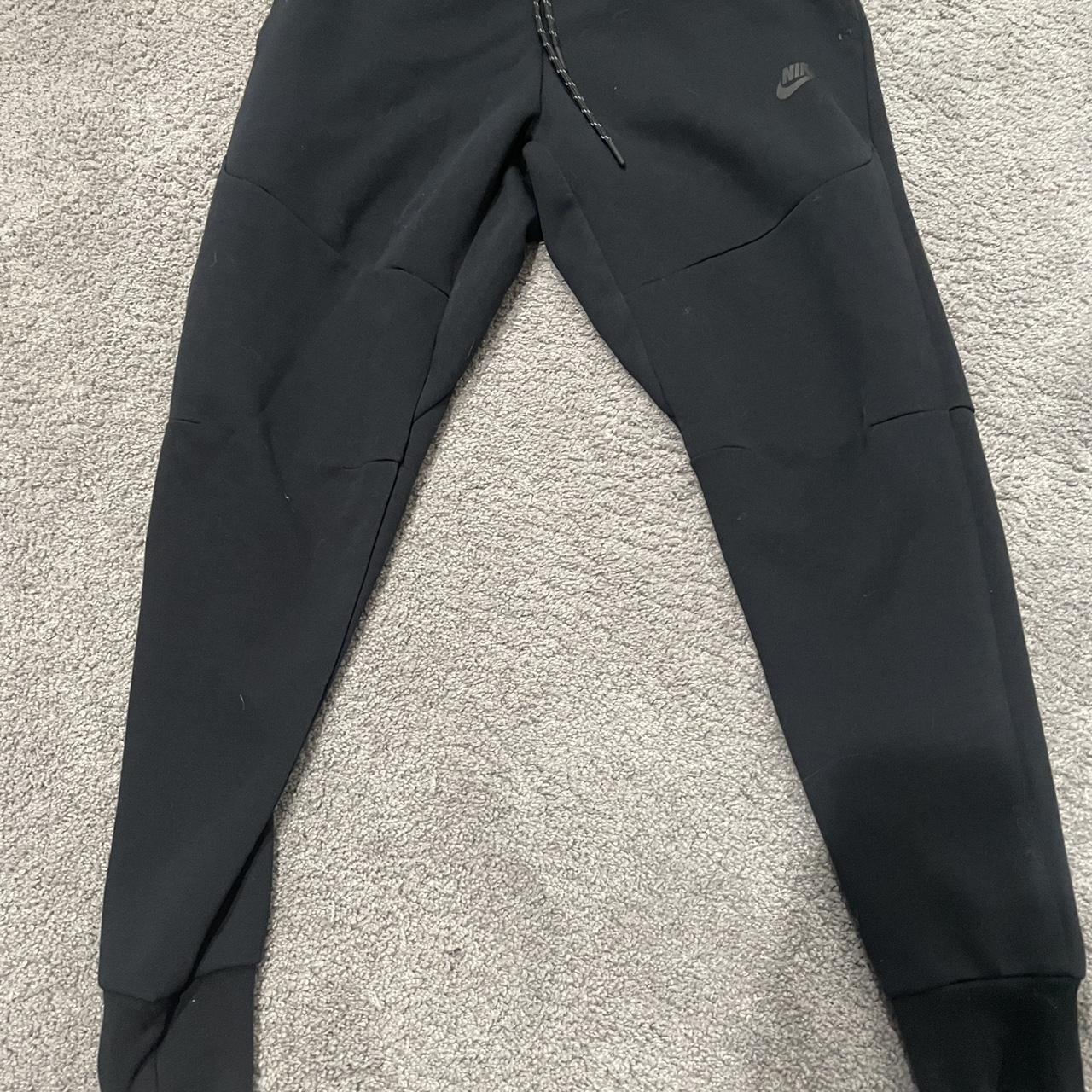 New Men’s black Nike tech pants size small | Depop