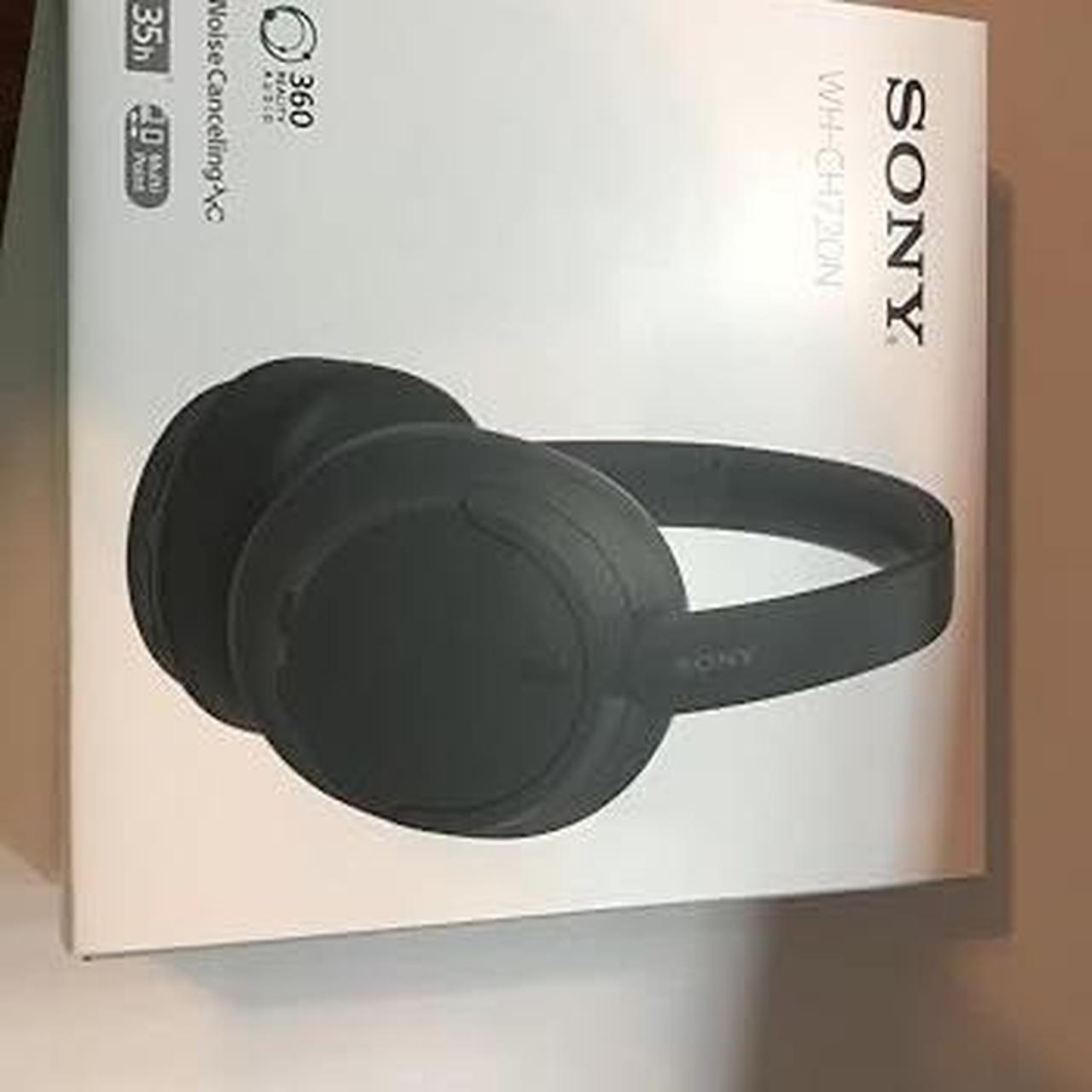 Sony WH-CH710N black noise cancelling headphones - Depop