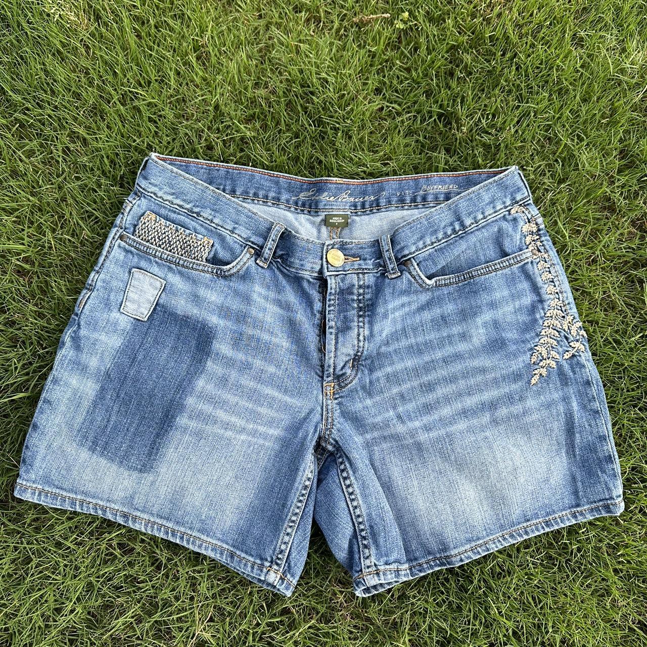 Eddie Bauer Women's Blue and Navy Shorts | Depop