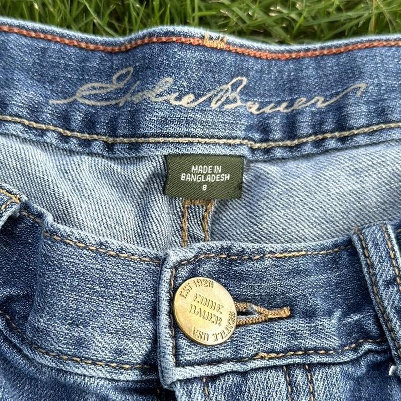 Eddie Bauer Women's Blue and Navy Shorts | Depop