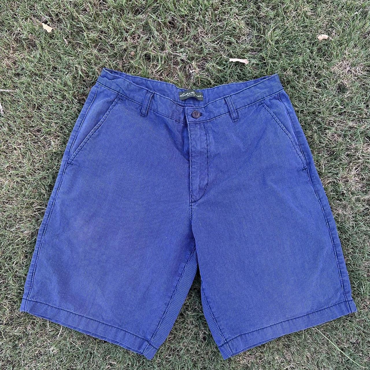 Eddie Bauer Men's Navy and White Shorts | Depop