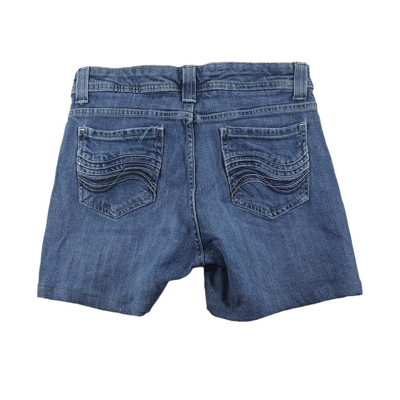 Lee Shorts Womens UK6 Denim Blue Pockets Midrise Fit... - Depop
