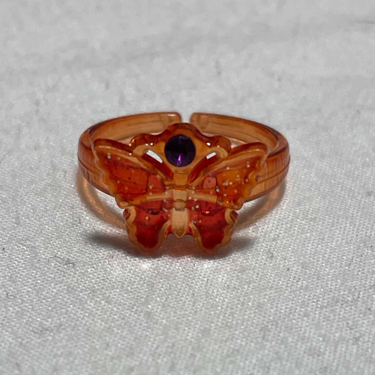 Vintage plastic orange butterfly ring 𝗕𝗔𝗦𝗜𝗖 𝗜𝗡𝗙𝗢 -... - Depop