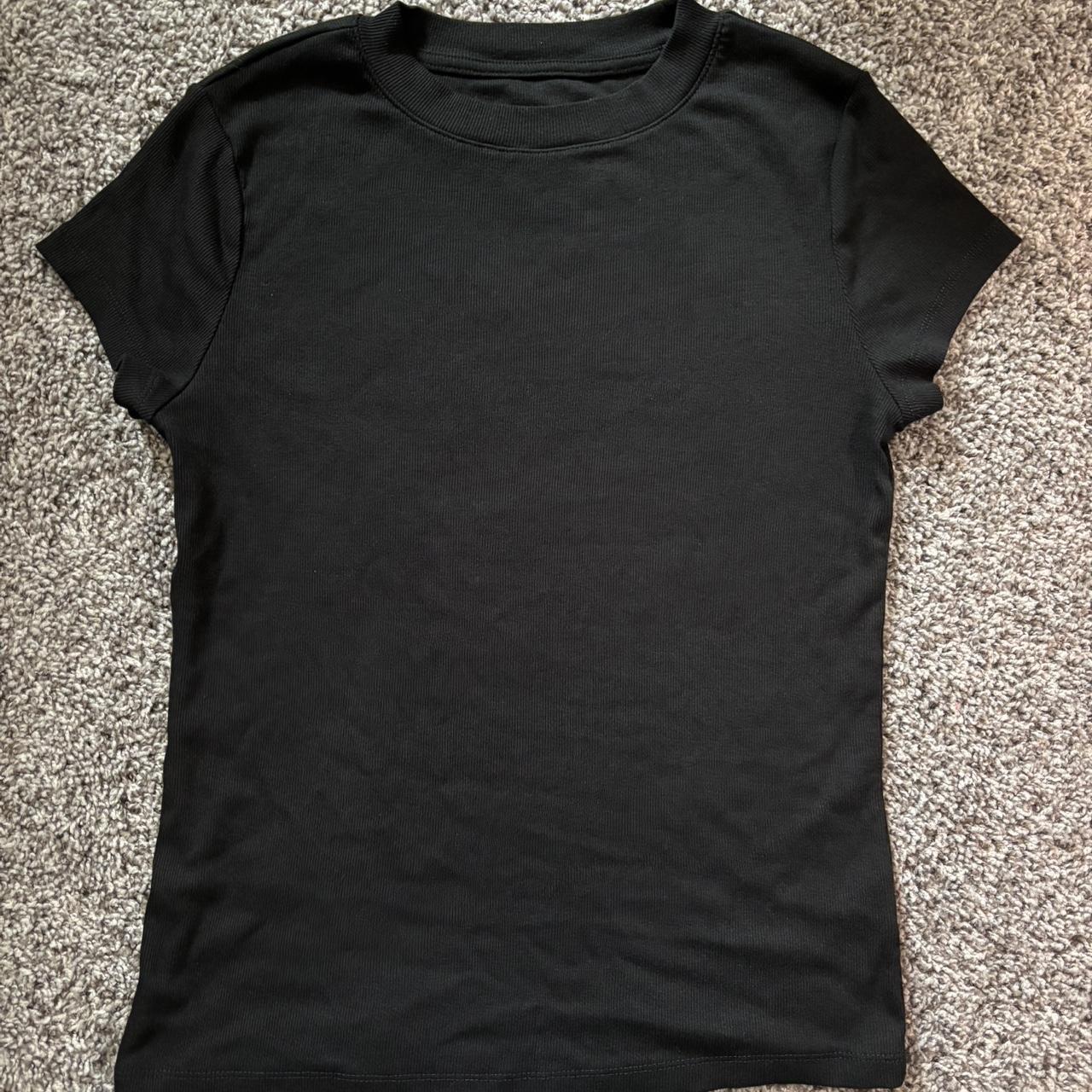 black basic short sleeve shirt -only worn once/only... | Depop