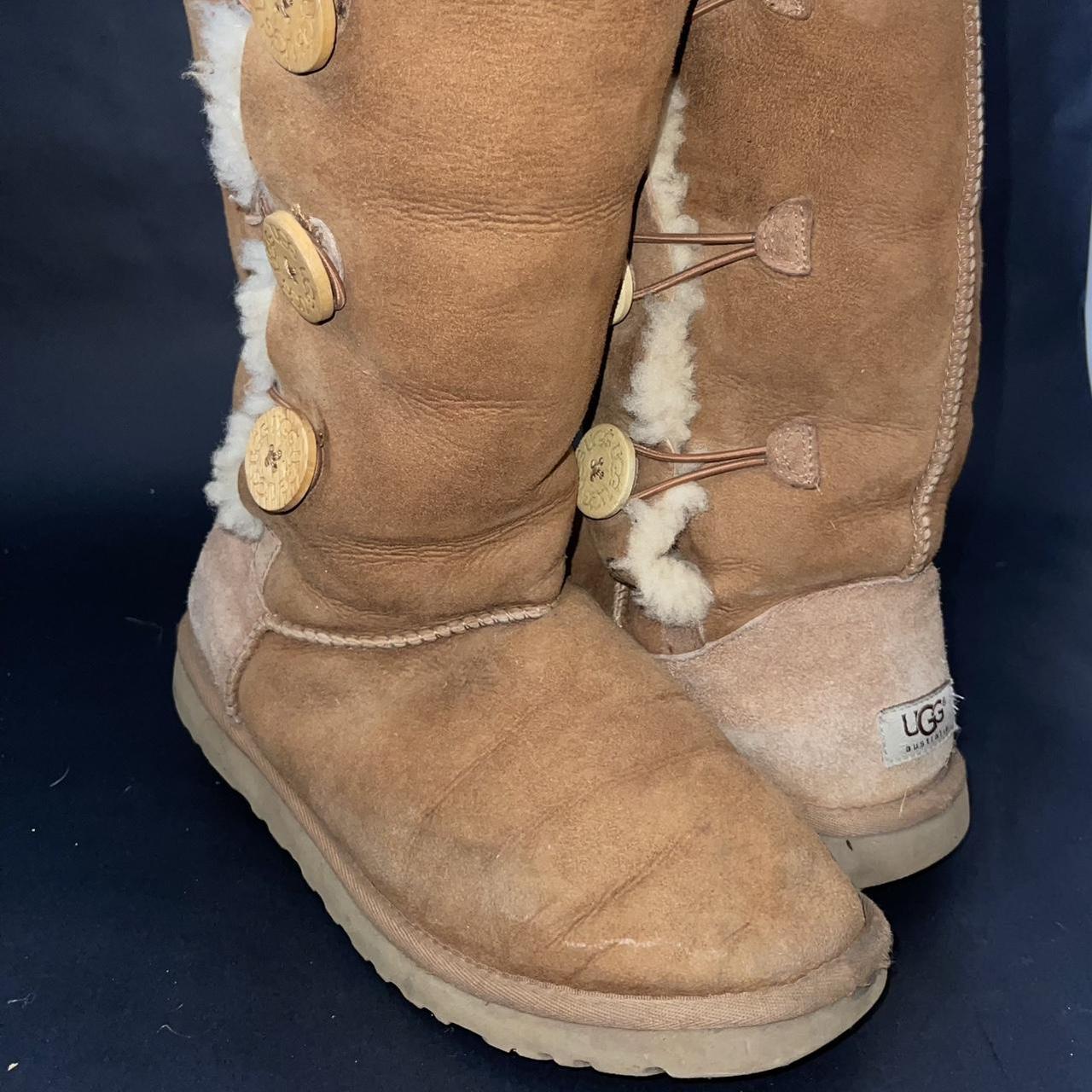 Tan and cream UGG boots - Depop
