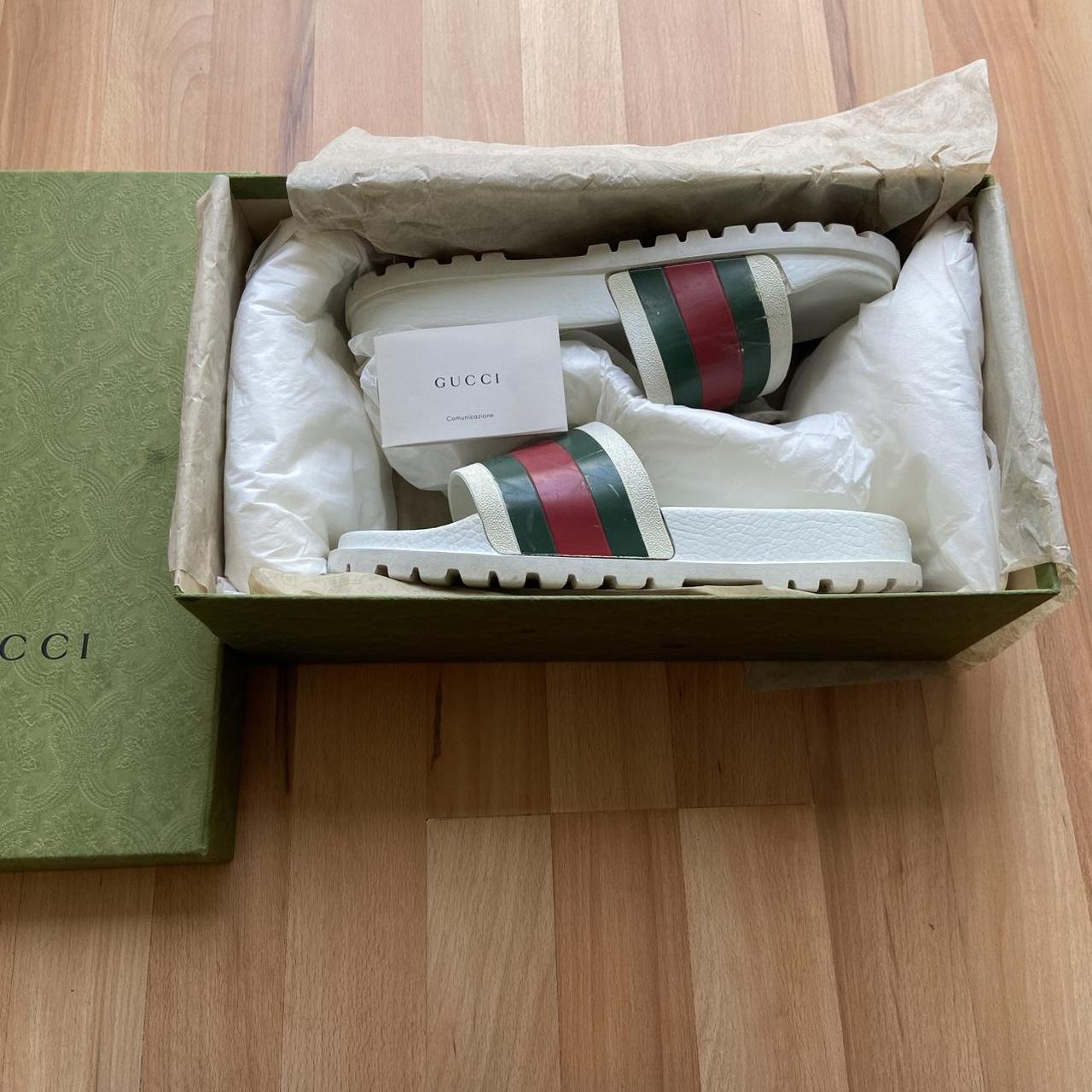 Gucci sliders men white Uk 8 used Great condition... - Depop