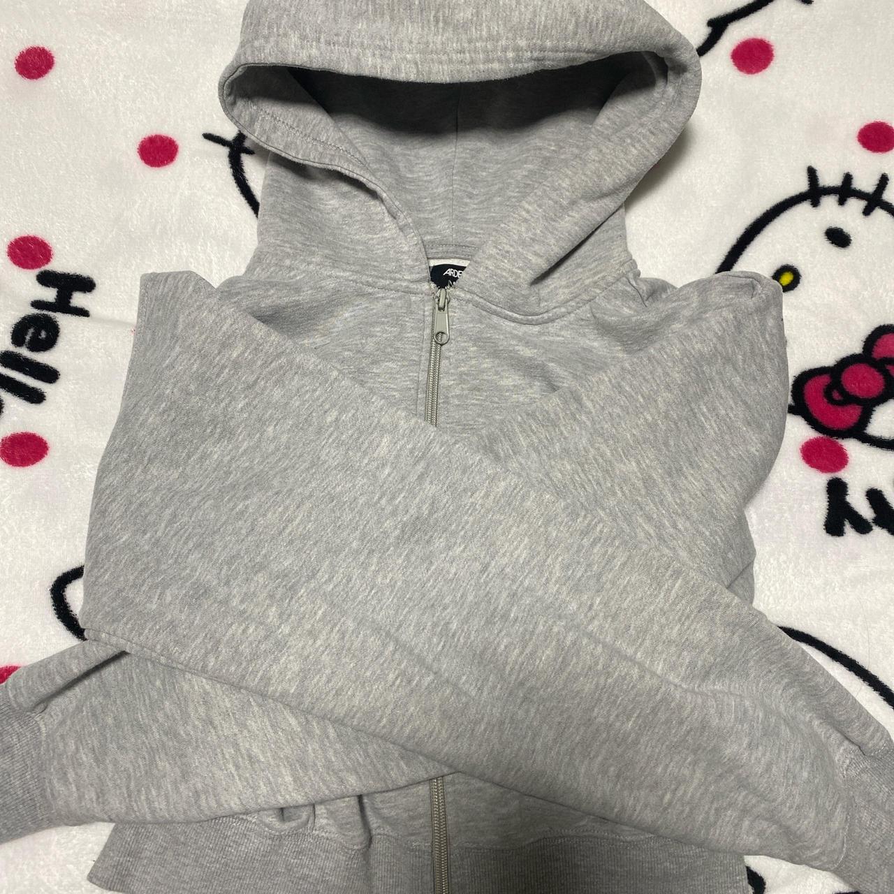 Grey zip up hoodie from Ardene 𓍢ִ໋🌷͙֒ ˚ ༘ ⋆｡˚♡... - Depop