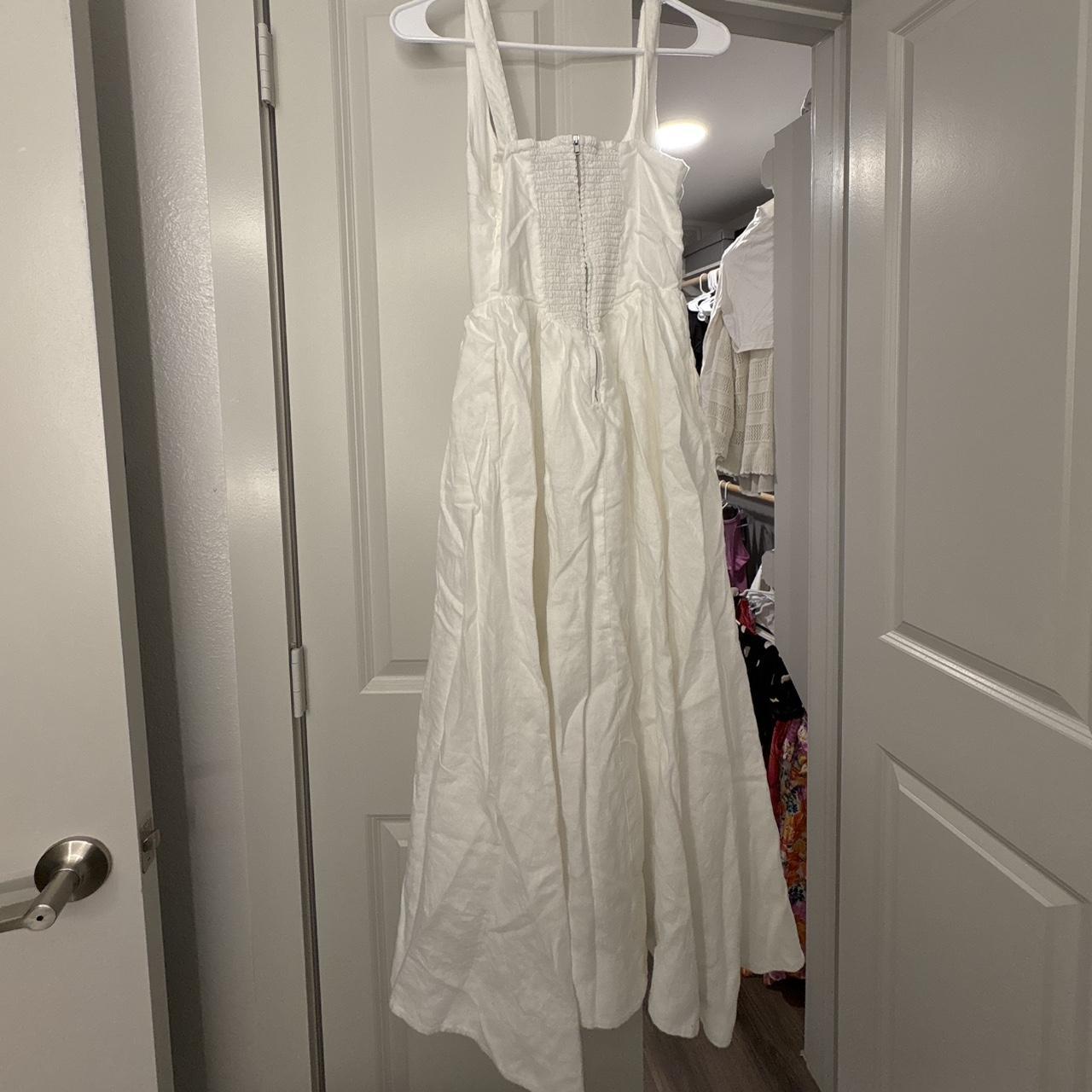 Reformation balia linen dress only worn for a couple... | Depop