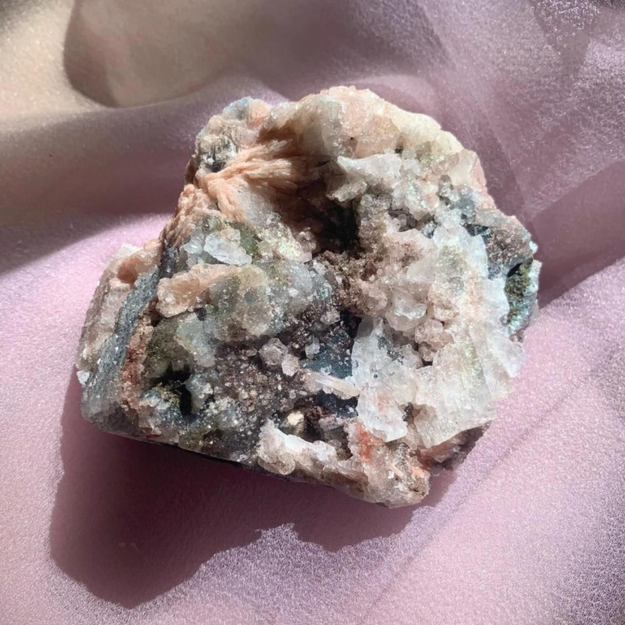 Raw Apophyllite, Peach Stilbite & Druzy Blue on... - Depop