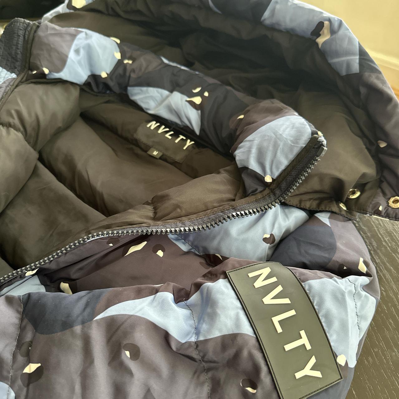 NVLTY camo puffer jacket #pufferjacket Size M Navy | Depop