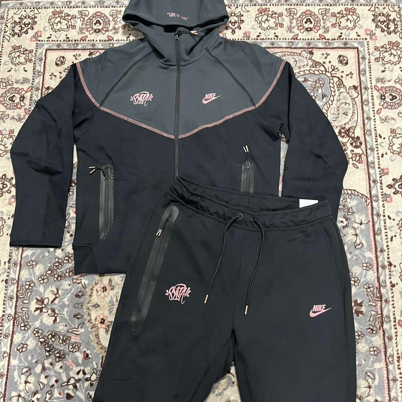 Syna nike tech fleece Size M & L... | Depop