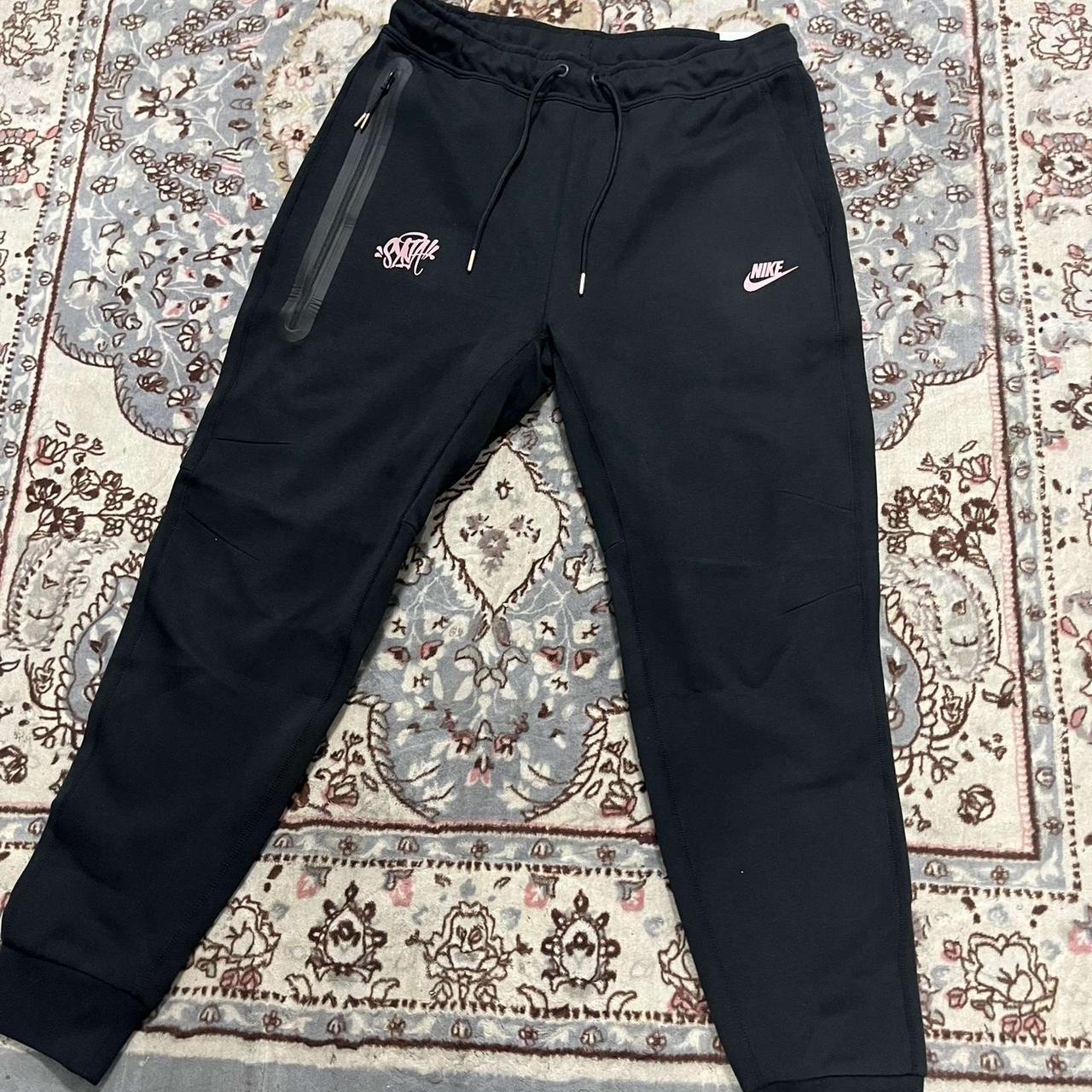 Syna nike tech fleece Size M & L... | Depop