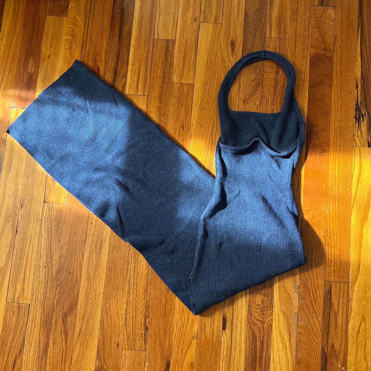 Blue stretchy dress backless super cute fit - Depop