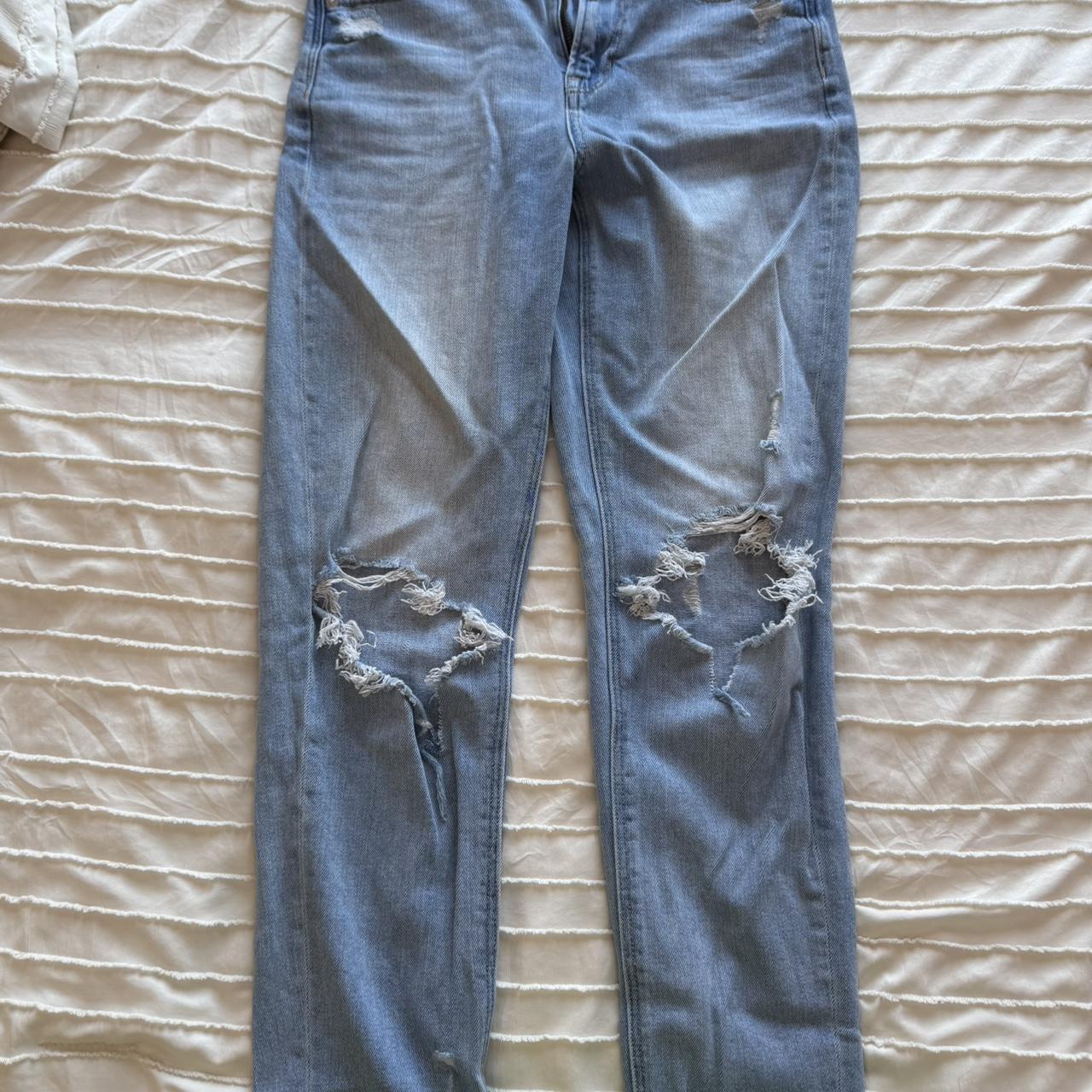 American eagle repped knee jeans straight fit high rise | Depop