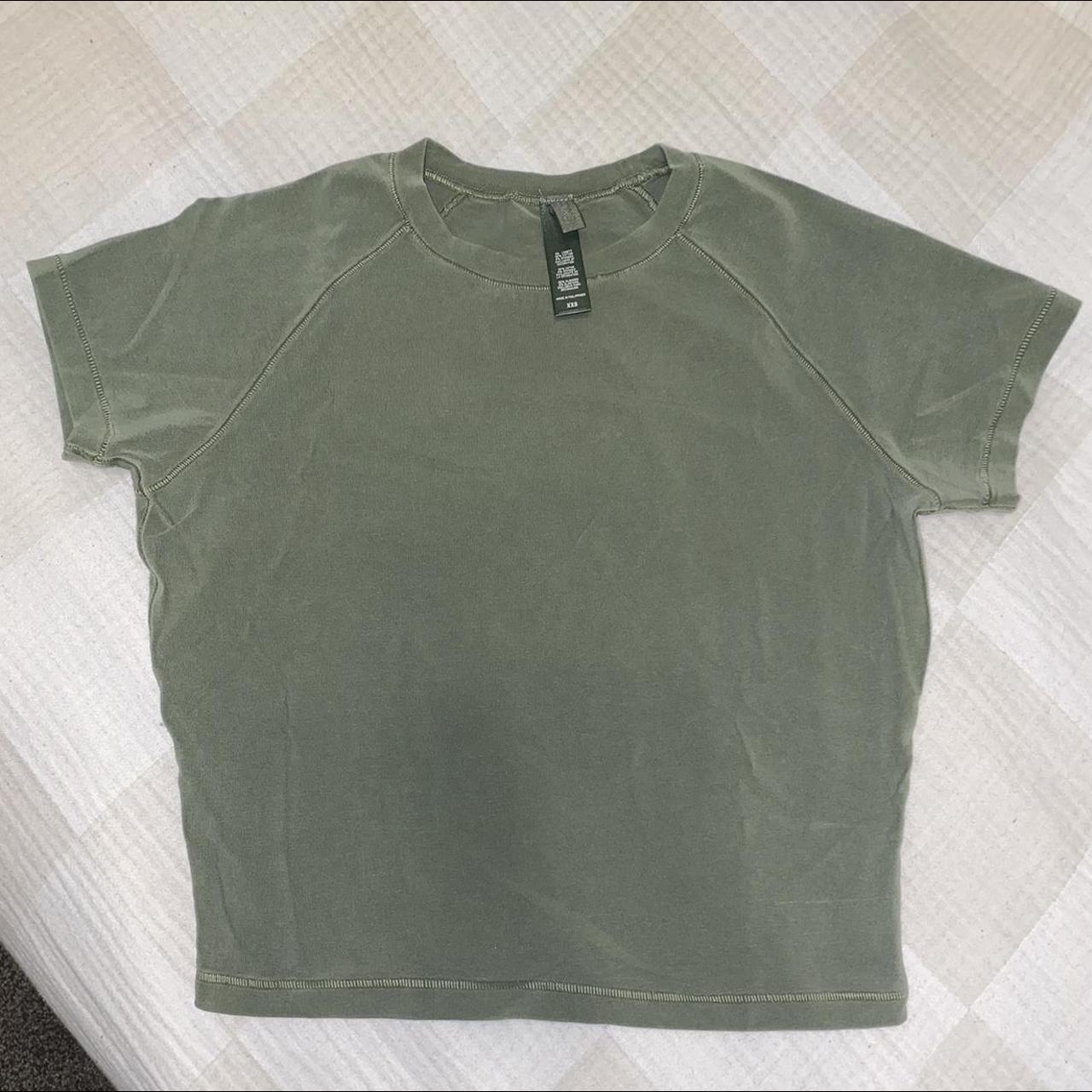 Green/khaki skims crop top - from the vintage... - Depop