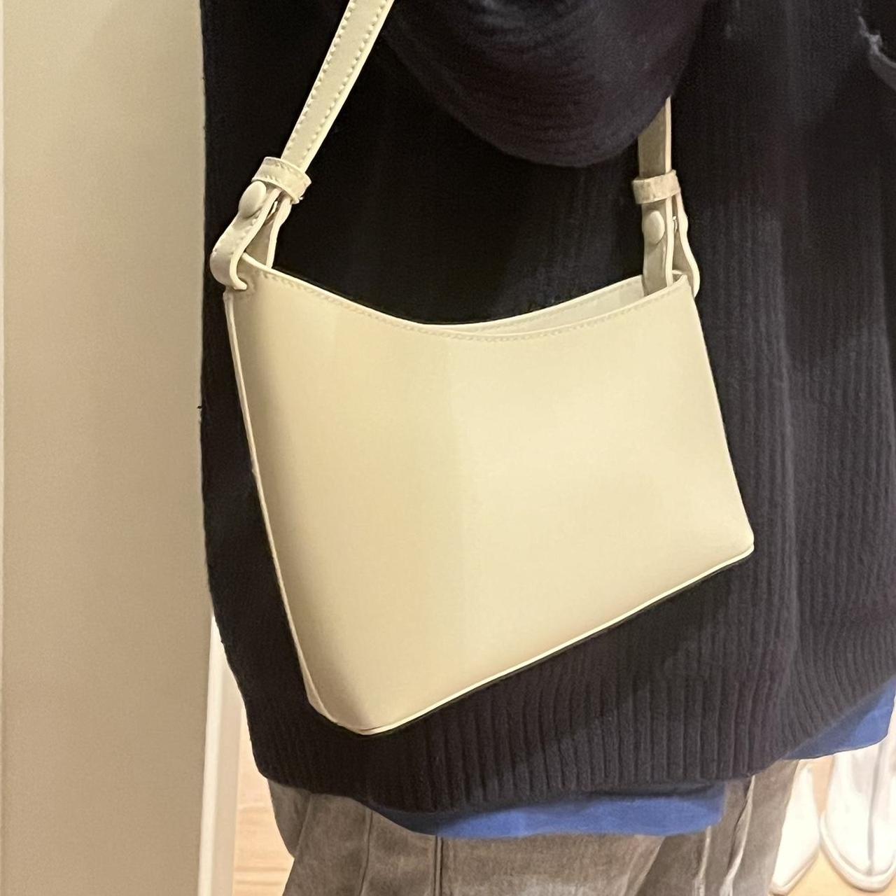 BRAND NEW ASYMMETRICAL HAND BAG PERFECT SIZE... - Depop