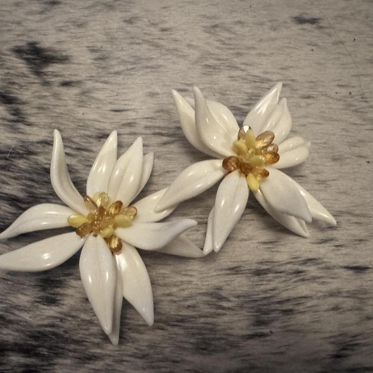 Exaggerated White and gold flower clip on earrings... | Depop