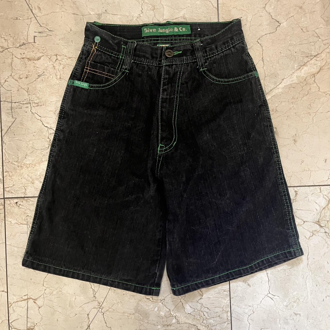 Y2K Baggy Jorts Measurements: waist: 28 rise: 10 in - Depop