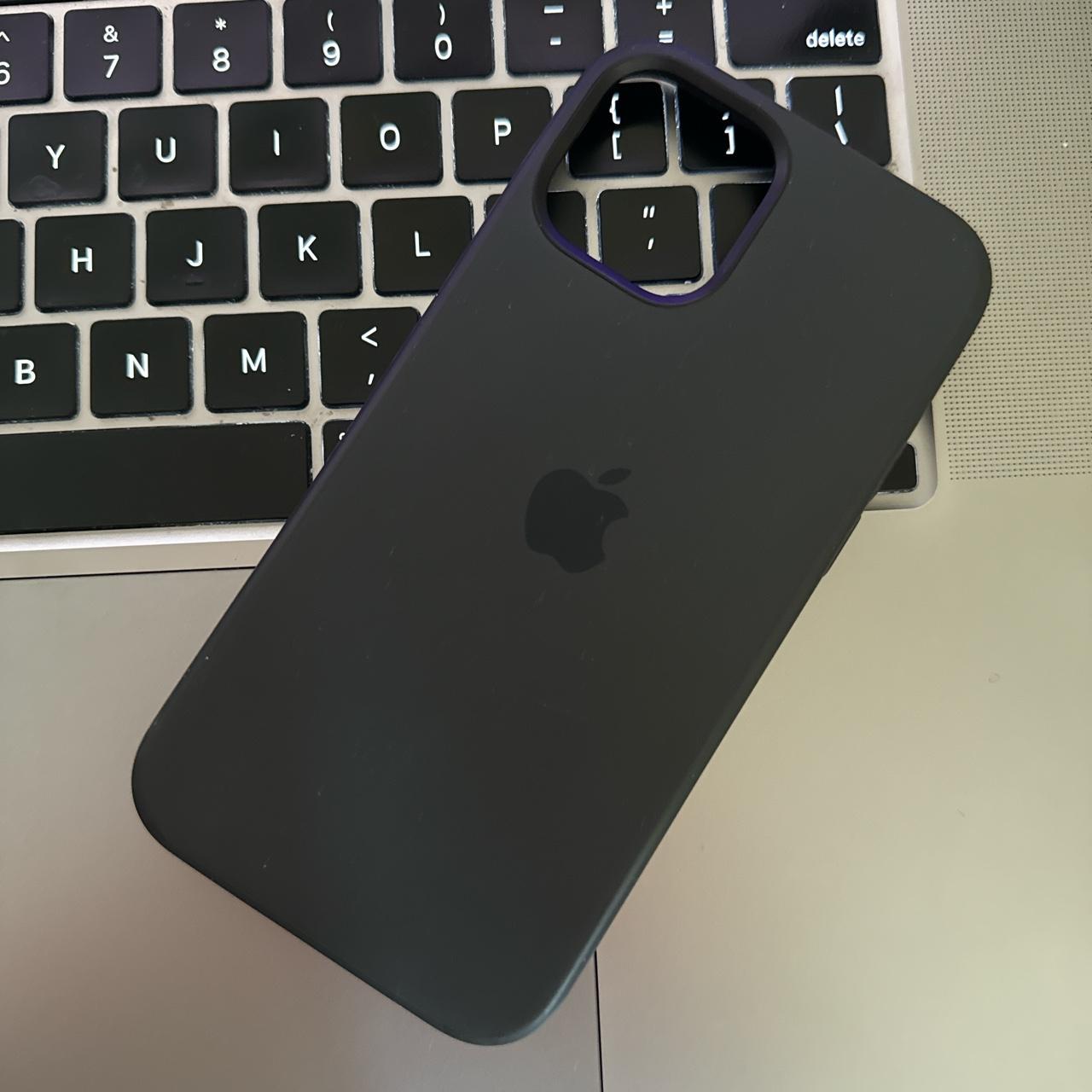 iPhone 12 case - Depop