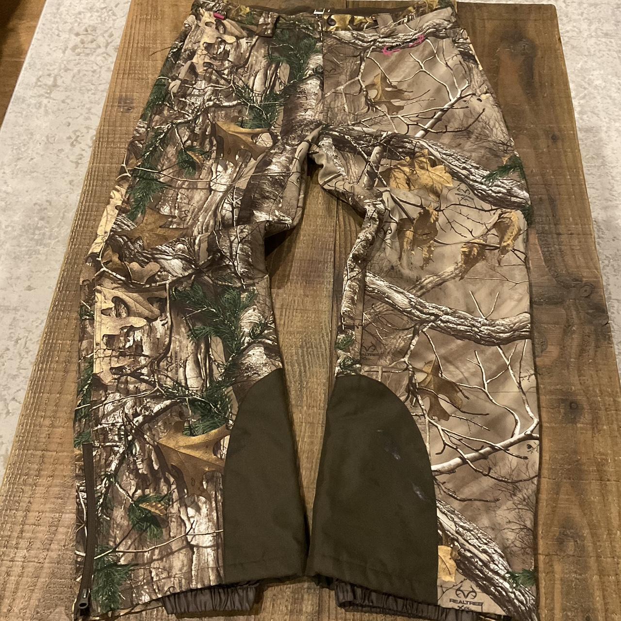 Real Tree Camo Insulated Pants. Similar to snow... - Depop