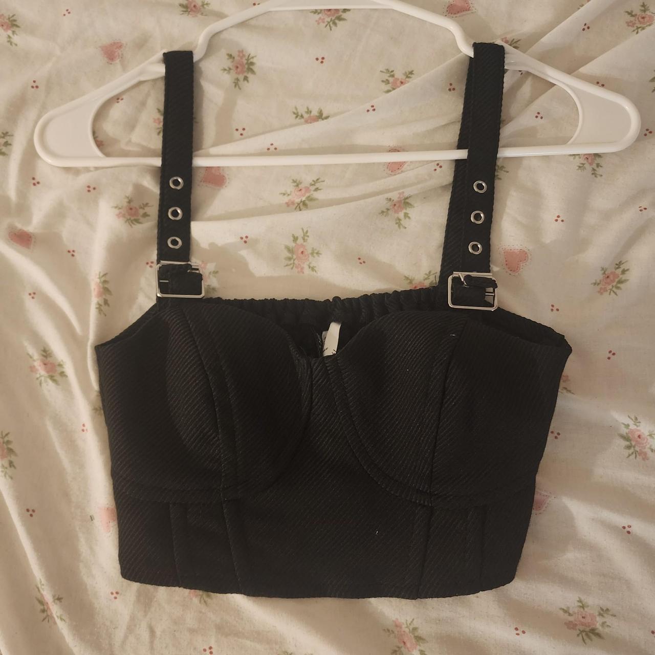 Extra small black h&m crop top - Depop