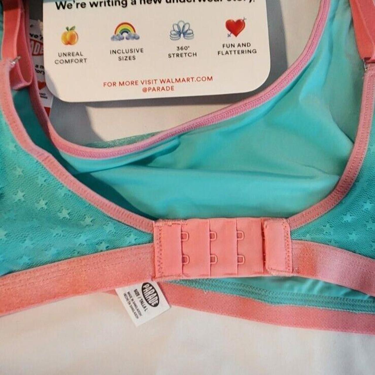 This Parade bra and underwear set is a beautiful... - Depop