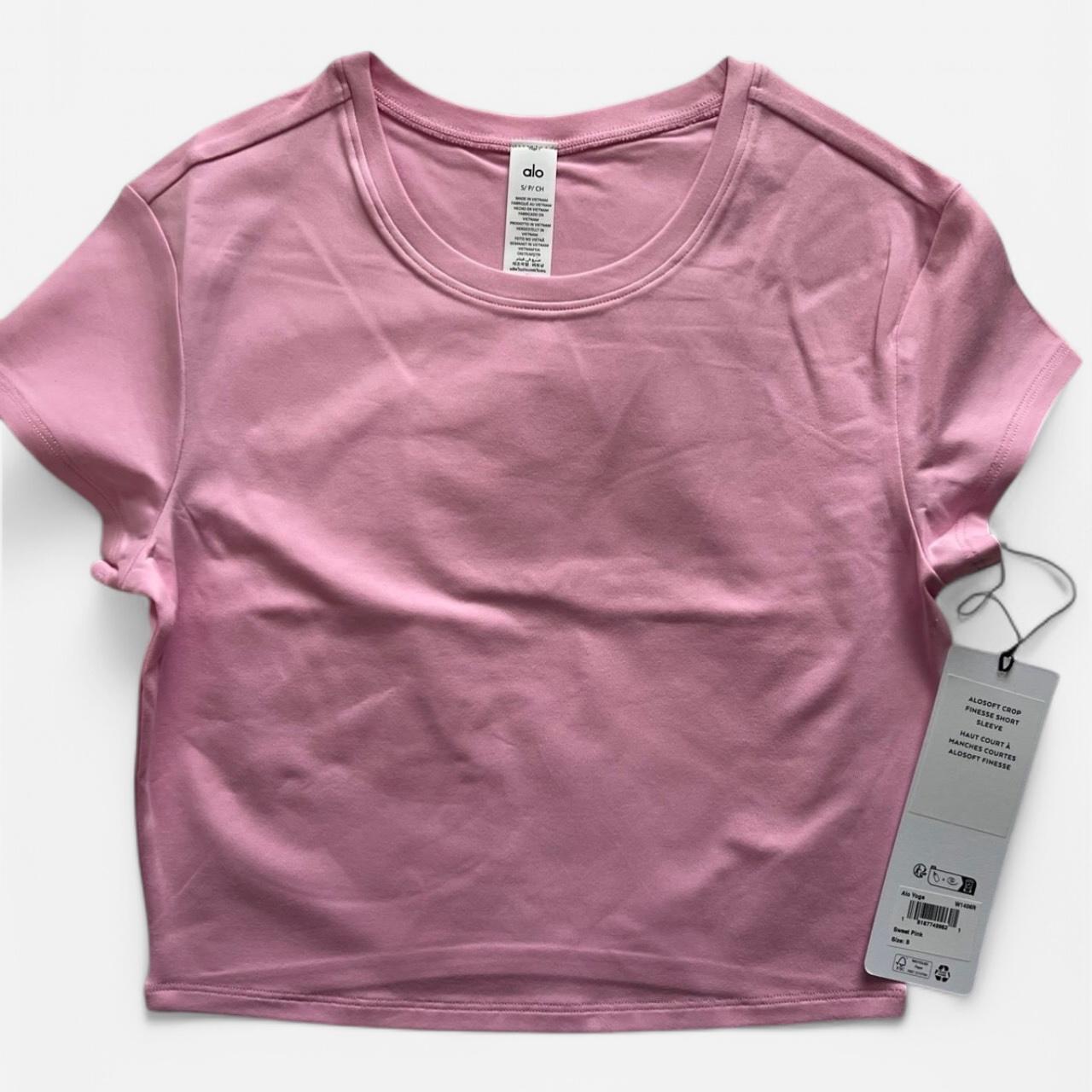 Alo - Alosoft Crop Finesse Short Sleeve in Sweet... | Depop