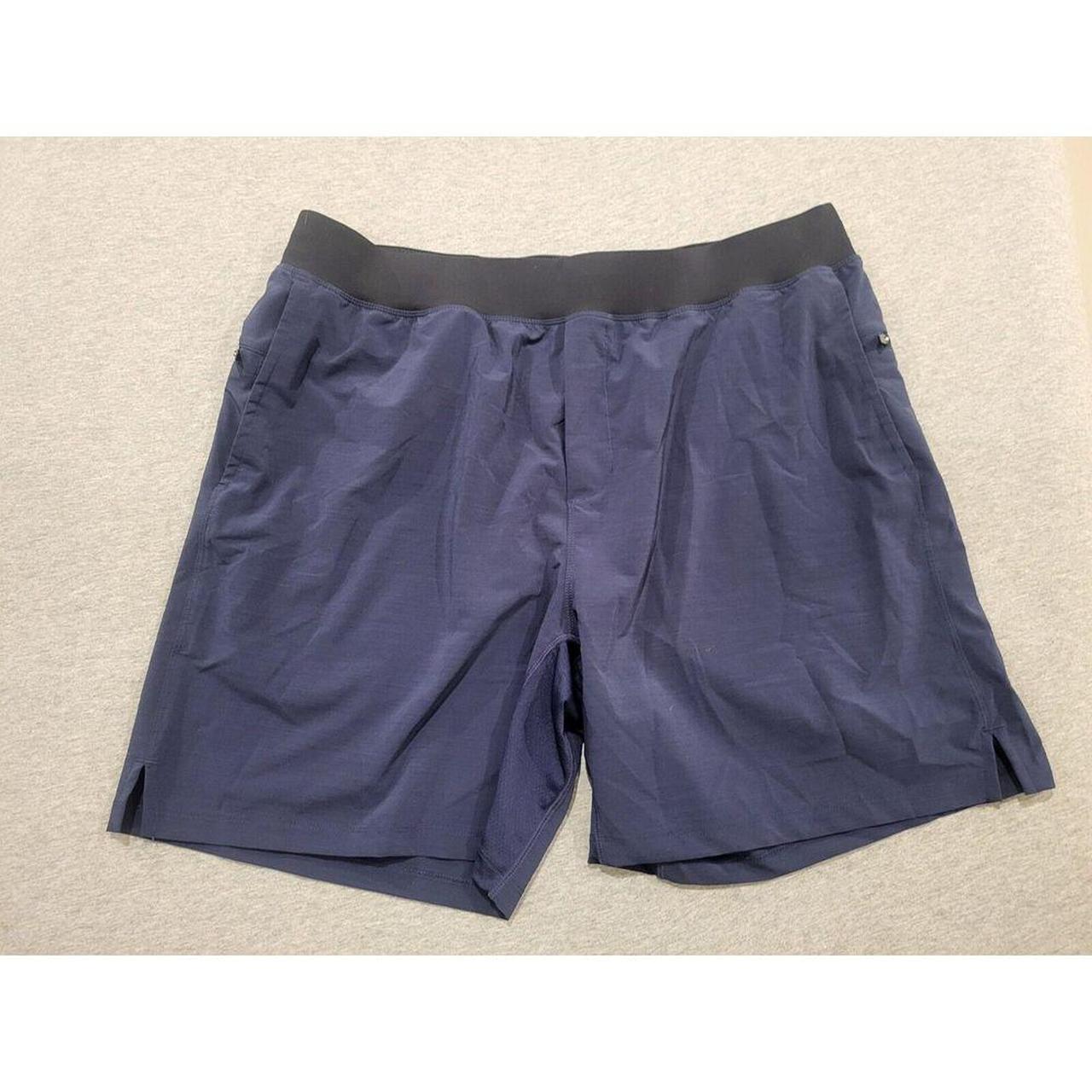 Fabletics Mens The Franchise 7" Shorts Pockets Logo... - Depop