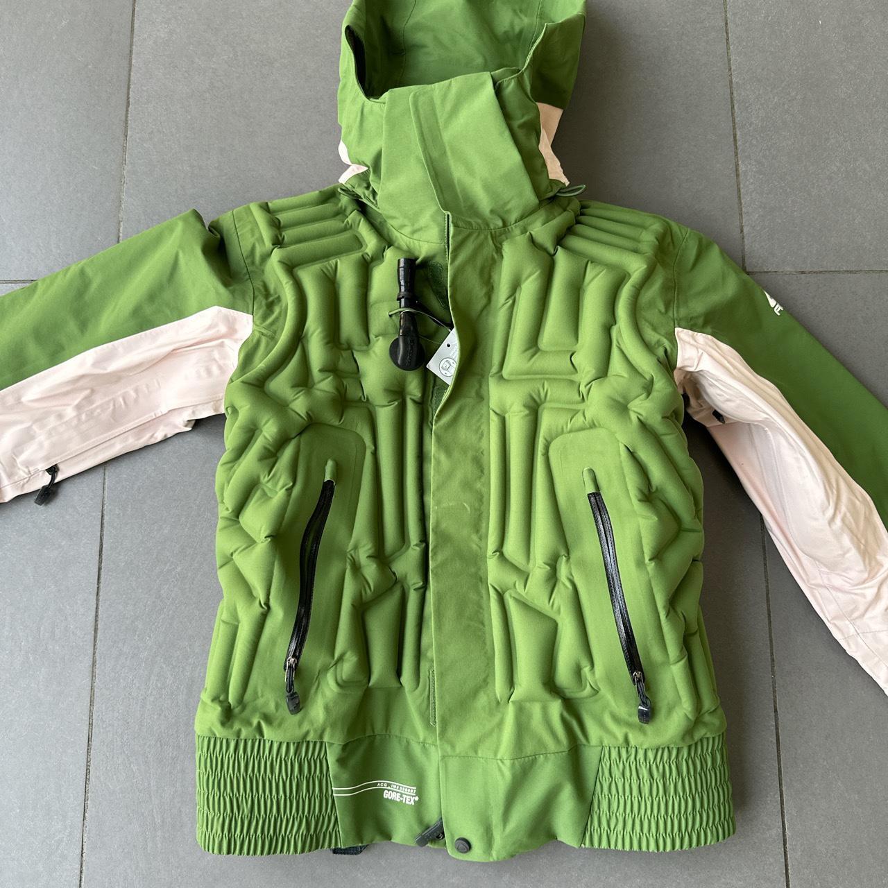 Nike ACG Air Vantage Green Gore-tex Inflatable... - Depop