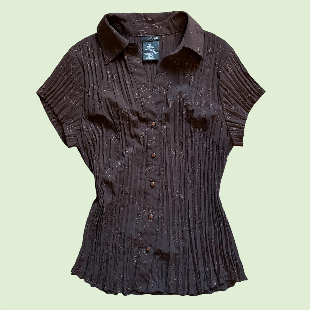 Short sleeve fitted collared button down with pleats... - Depop