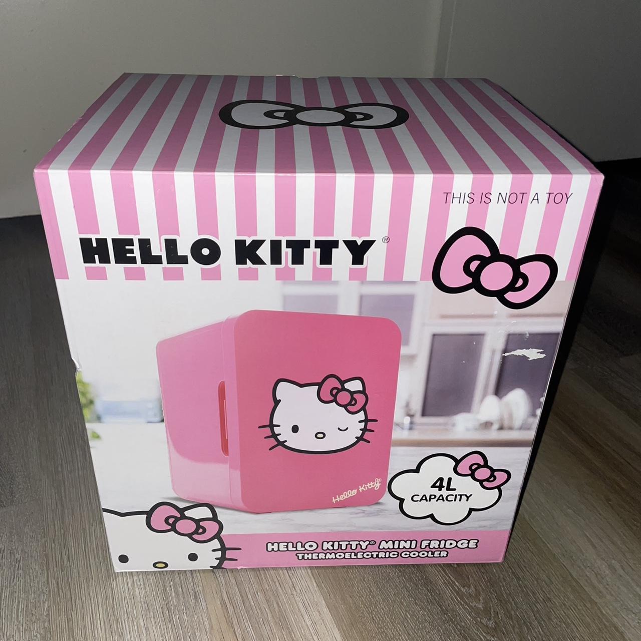 Hello Kitty mini fridge #HelloKitty #MiniFridge | Depop
