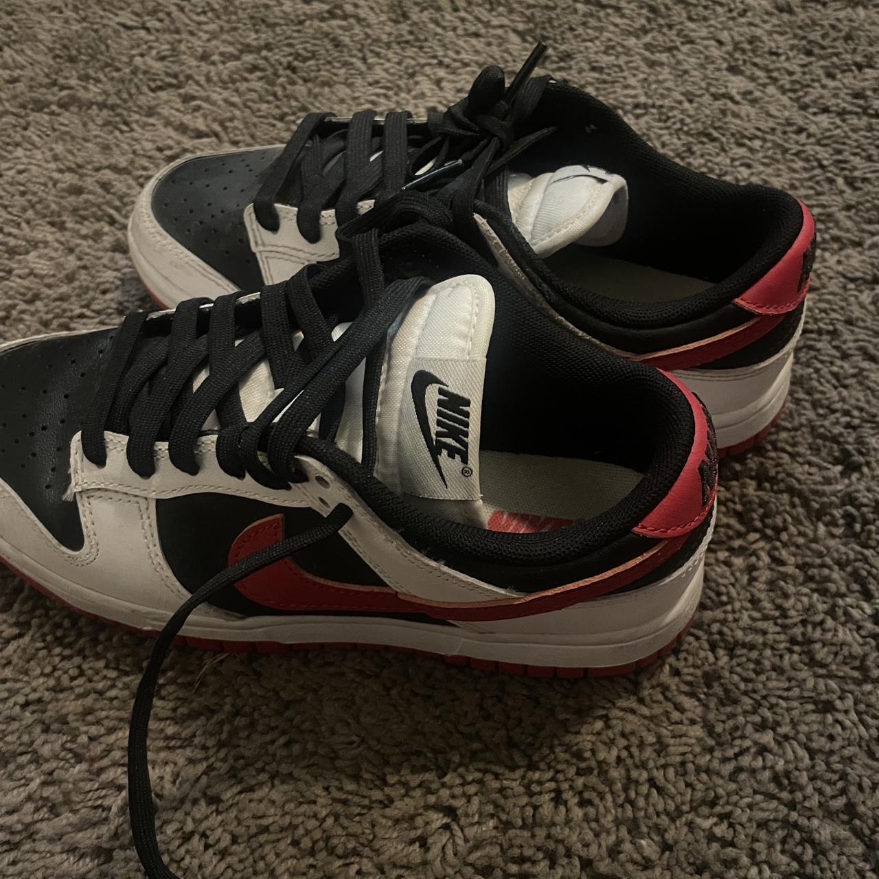 dunks used sold as it. size 4 - Depop