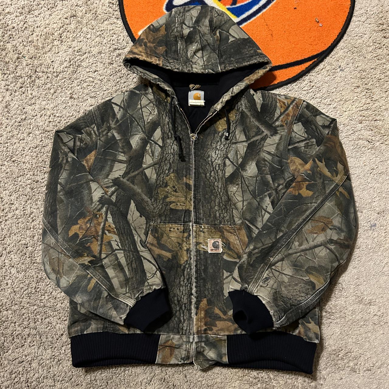 vintage Carhartt RealTree Hooded Jacket size... - Depop