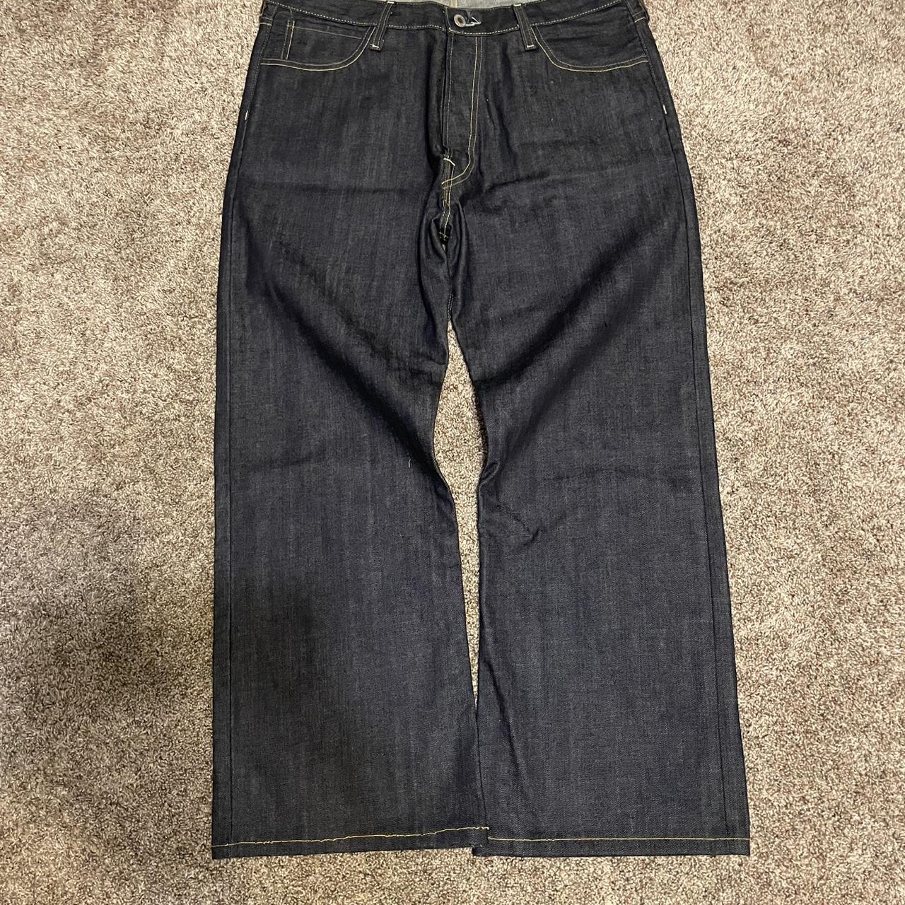 Size 36 With a Outseam of 40.5 inches 11 inch leg... | Depop