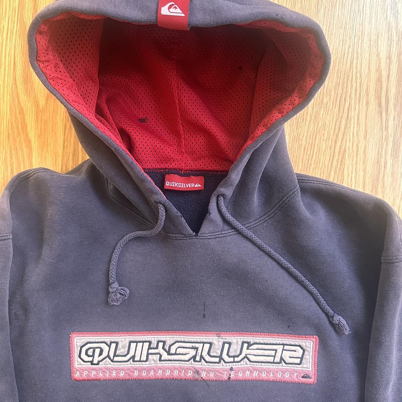 Vintage Quiksilver hoodie with an amazing middle... | Depop